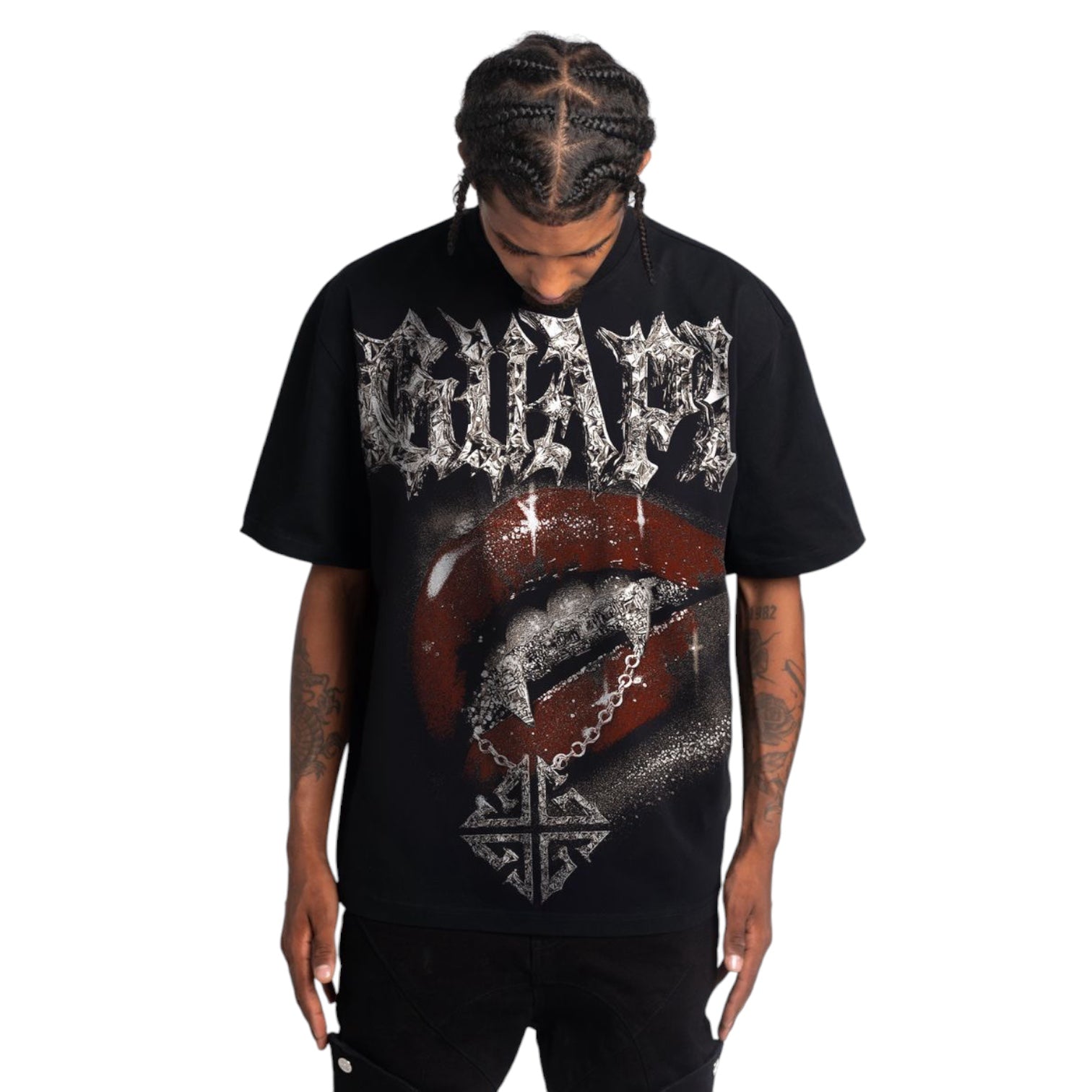 GUAPI: Chained SS Tee – On Time Fashions